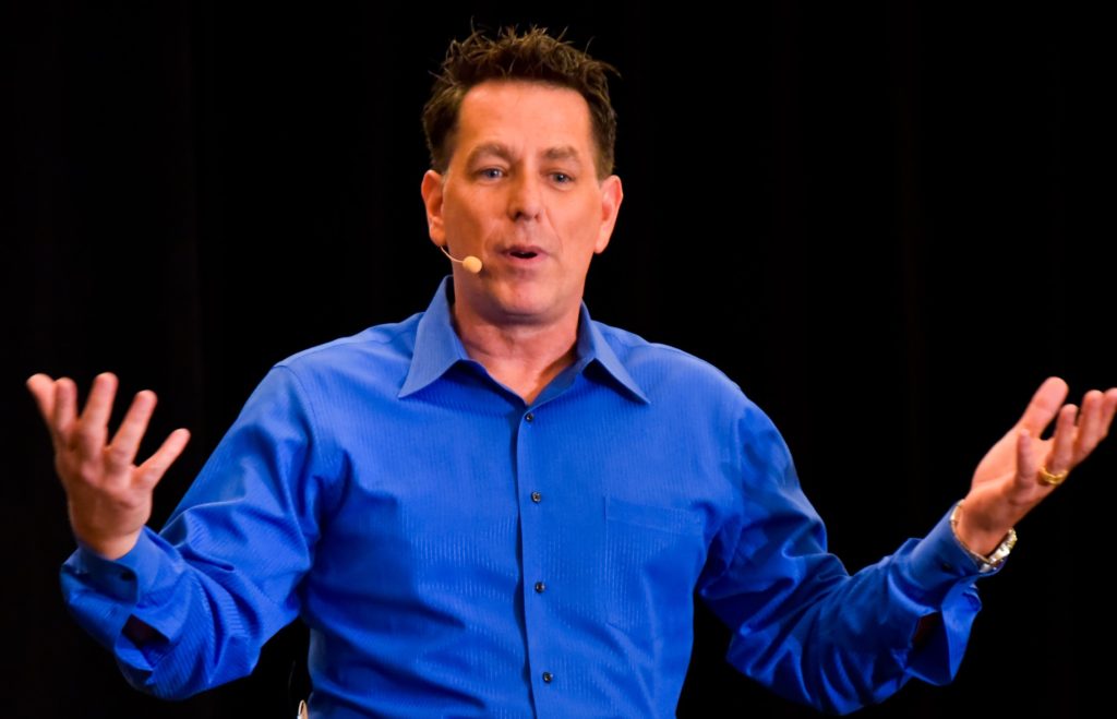 Phil Black & Noa Schecter – Teaming Up for TALA.Life | Showit Blog